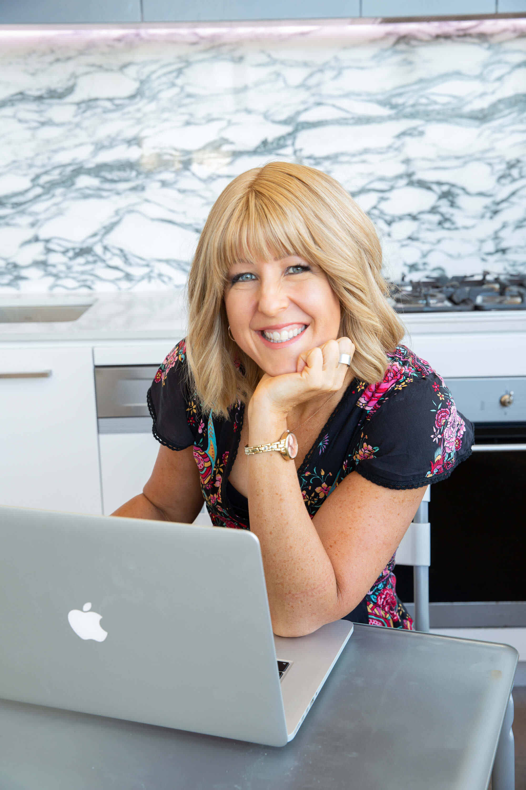 6 Steps to Attracting Your First Paying Client, Fast - Kat Millar